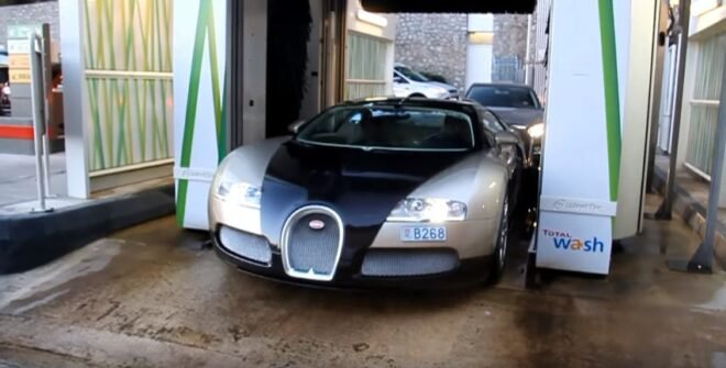 How Not to Wash a Bugatti Veyron - The Supercar Blog