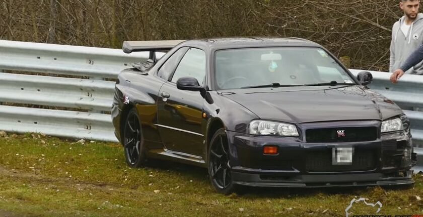 R34 V-Spec Nissan GT-R Crash at Nurburgring - The Supercar Blog