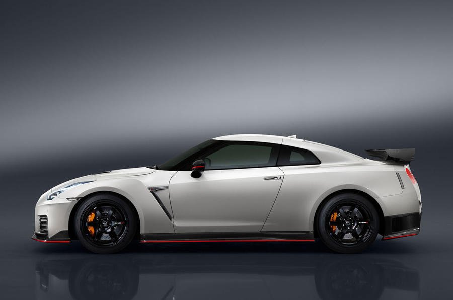 2017 Nissan GT-R NISMO Revealed - The Supercar Blog