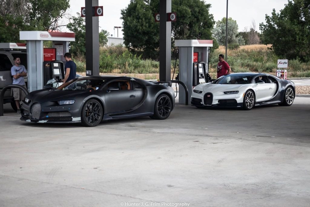 Bugatti Chiron convoy spotted in Colorado - The Supercar Blog