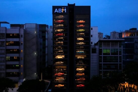 Singapore Dealership builds Supercar Vending Machine - The Supercar Blog