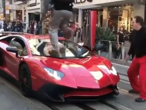 Aventador SV Owner explains the story behind the guy running over his ...