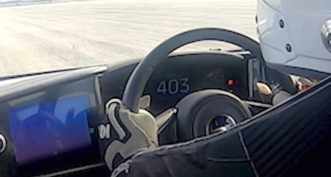 Watch a McLaren Speedtail reach a Top Speed of 250 mph - The Supercar Blog