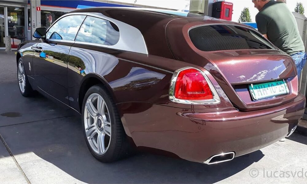 2020 Carat Duchatelet Silver Spectre Shooting Brake is based on a Rolls ...