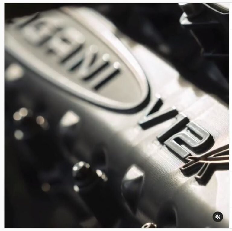 This part helps the Pagani Huayra R's engine rev to over 9000 RPM - The ...