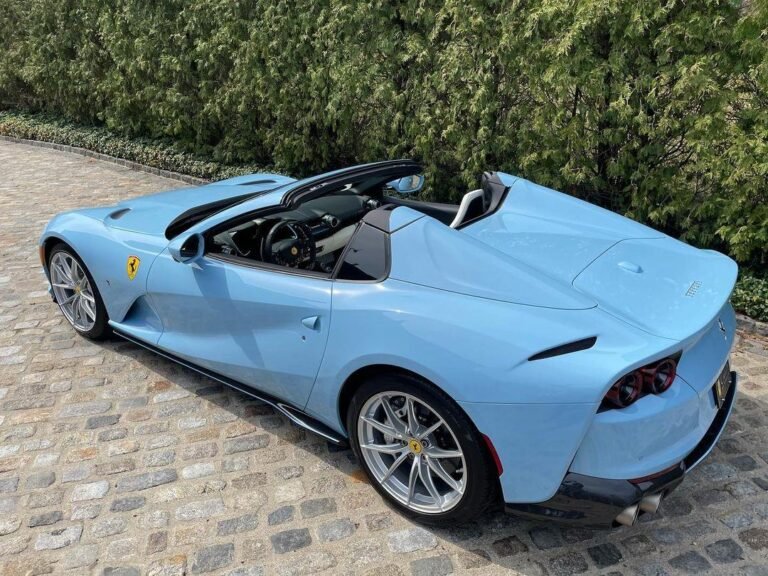 Baby Blue Ferrari 812 GTS hecho a medida para la Riviera - Todo sobre ...