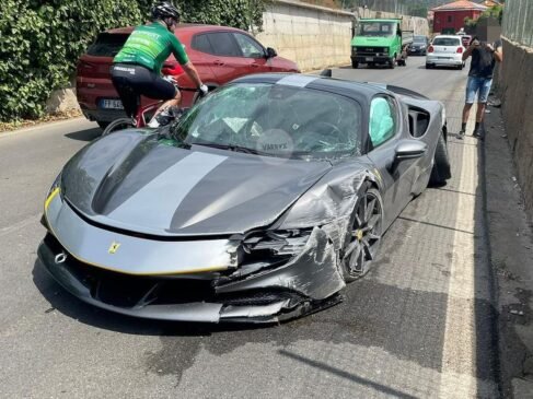 Ferrari SF90 Stradale Assetto Fiorano wrecked in Italy - The Supercar Blog
