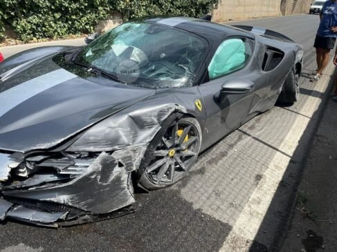 Ferrari SF90 Stradale Assetto Fiorano wrecked in Italy - The Supercar Blog