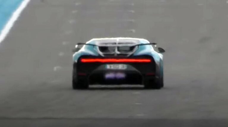 Fire-breathing Bugatti Chiron Pur Sport at Paul Ricard - The Supercar Blog