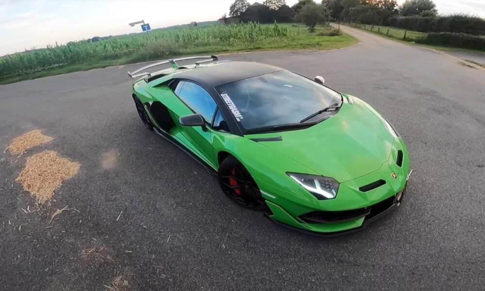 206 MPH Autobahn run in a Lamborghini Aventador SVJ - The Supercar Blog