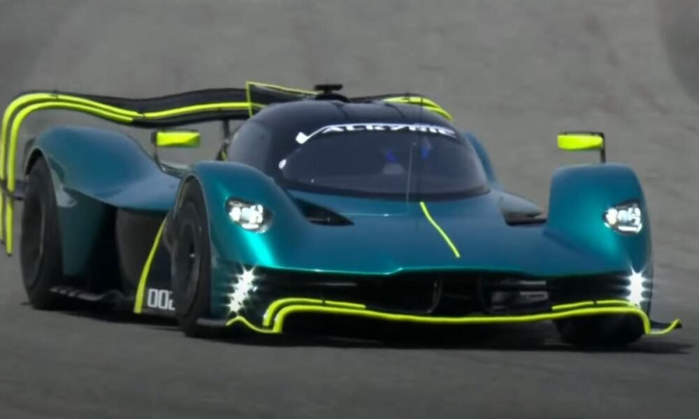 Watch the Aston Martin Valkyrie AMR Pro attack the Bahrain GP circuit ...