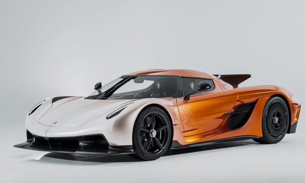 Koenigsegg Jesko Komet looks like a burning fireball - The Supercar Blog