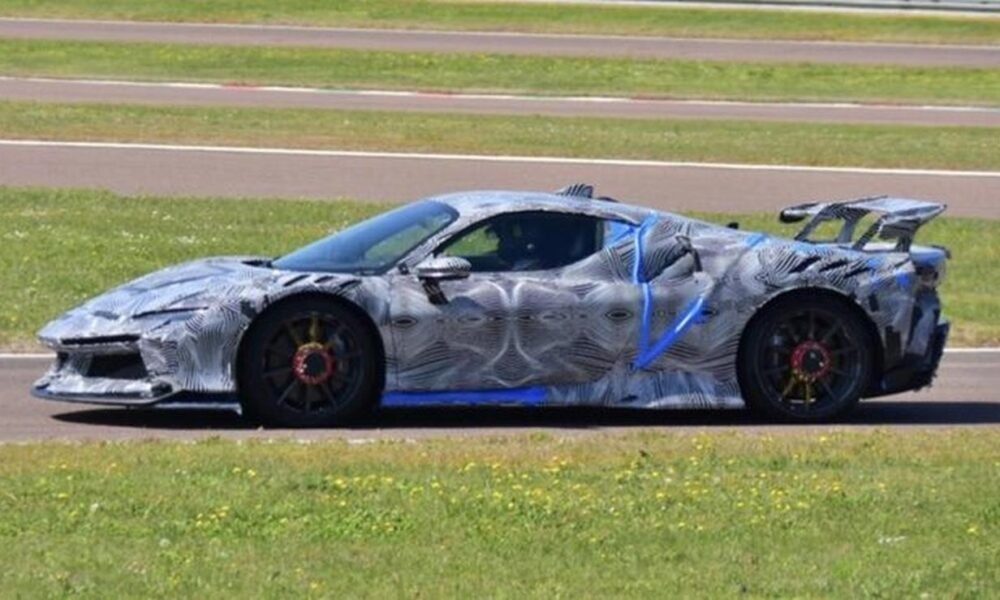 Ferrari SF90 Versione Speciale spotted in final production form - The ...