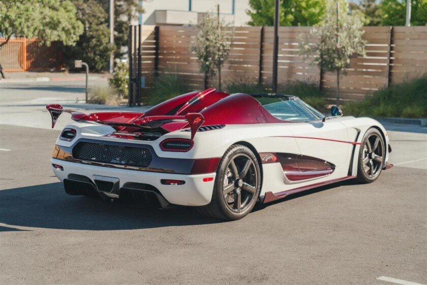 Koenigsegg Agera RS in White & Red carbon for sale in USA - The ...