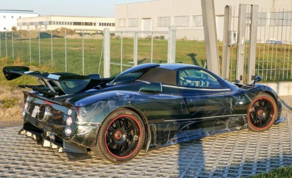 One-off Pagani Zonda Roadster in green carbon spotted for the first ...