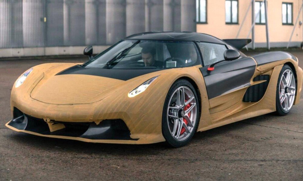 First Koenigsegg Jesko Absolut customer car spotted testing - The ...