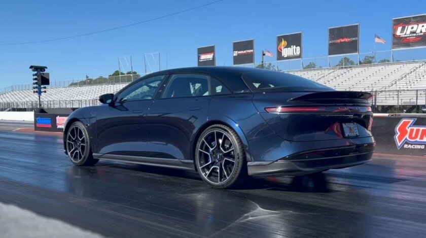 Lucid Air Sapphire electric sedan covers a 1/4 mile in record time ...