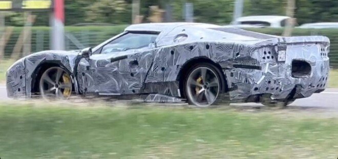 Ferrari 296 GTB 'Versione Speciale' spied for the first time! - The ...