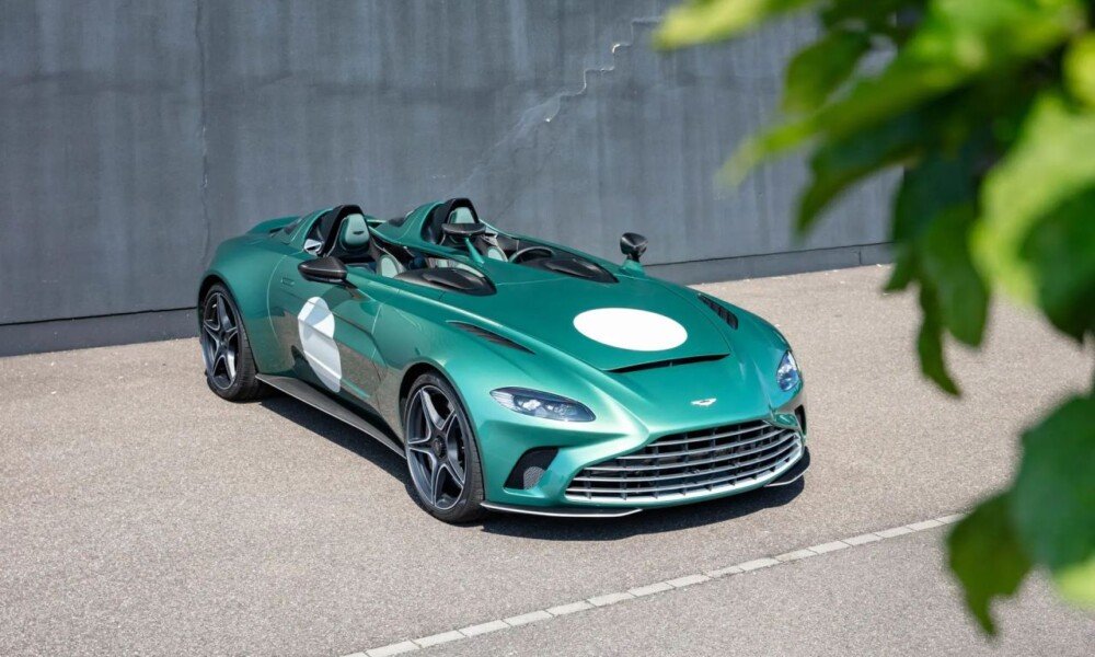 Aston Martin V12 Speedster fails to sell at auction; highest bid was ...