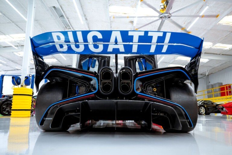 World's first customer Bugatti Bolide delivered to USA - The Supercar Blog