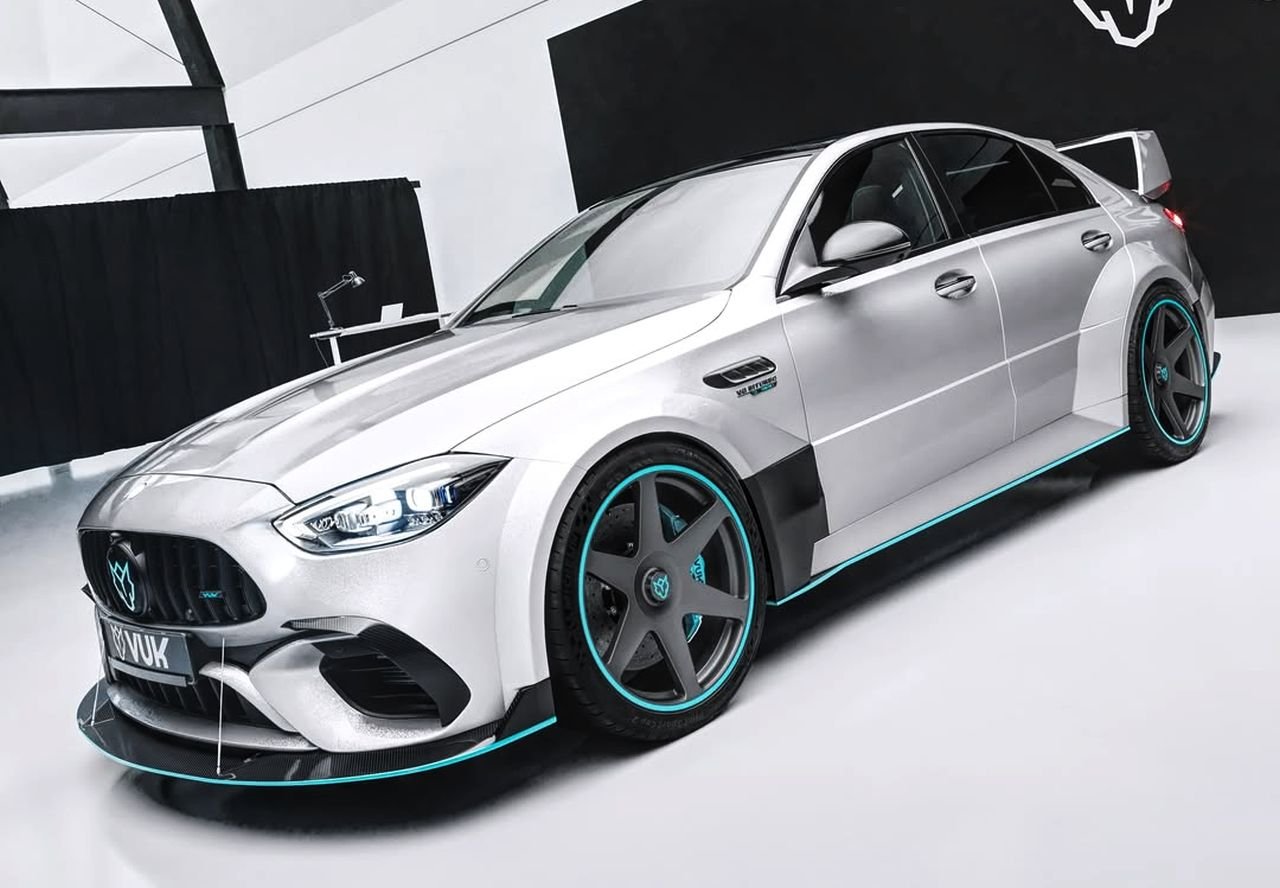 VUK EVOlution X is a V8-swapped C63 inspired by the Mercedes 190E Evo ...