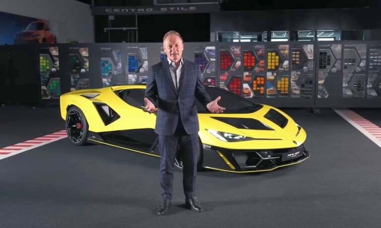 Take a tour of the Lamborghini Fenomeno with designer Mitja Borkert ...