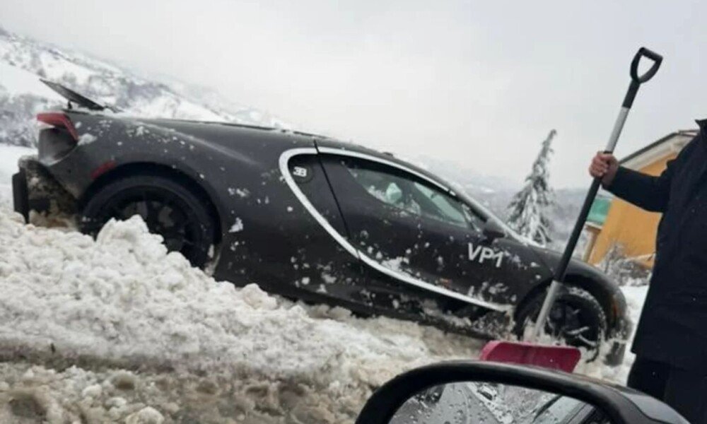 Bugatti Tourbillon prototype gets stuck in the snow - The Supercar Blog